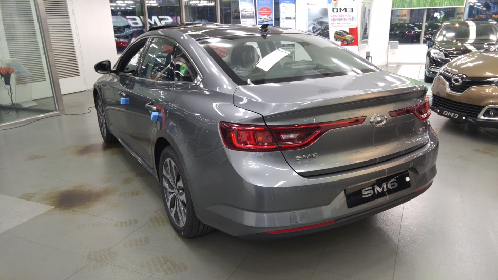 Renault Samsung SM6 technical specifications and fuel economy